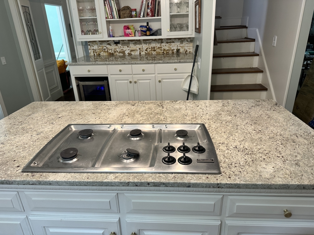 Granite Depot of Columbia - Colonial White Granite